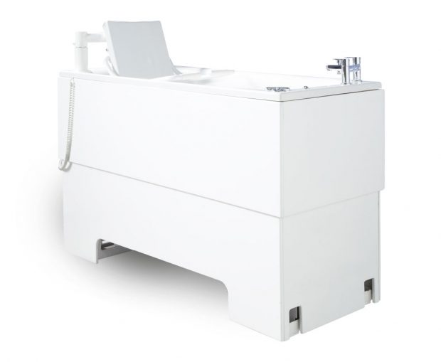 Excel 600 Height-adjustable bath with Powered Swing Seat - Renaissance ...